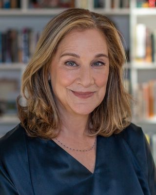 Photo of Suzanne Zumpano, Suzanne Zumpano, MA, LP, Licensed Psychoanalyst