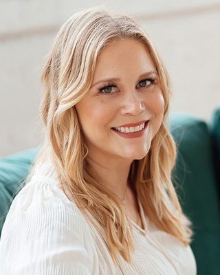 Elizabeth Strelow, Marriage & Family Therapist Intern, Houston, TX ...