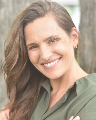 Jennifer Kreft's Instagram, Twitter & Facebook on IDCrawl