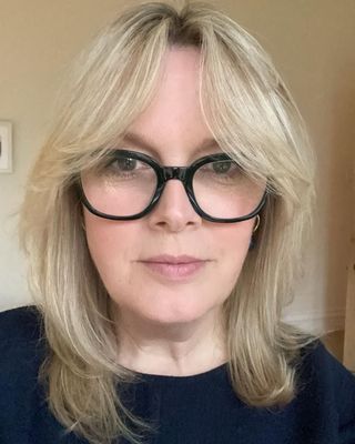 Find EMDR Counsellors and Therapists in Scotland - Psychology Today