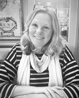 Photo of Helen Holbrook, DCounsPsych, MBACP, Counsellor