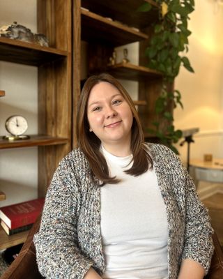 Photo of Alyssa Gilster, APSW, Clinical Social Work/Therapist