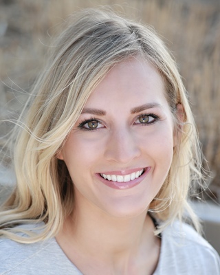 Danielle Nicholson's Instagram, Twitter & Facebook on IDCrawl