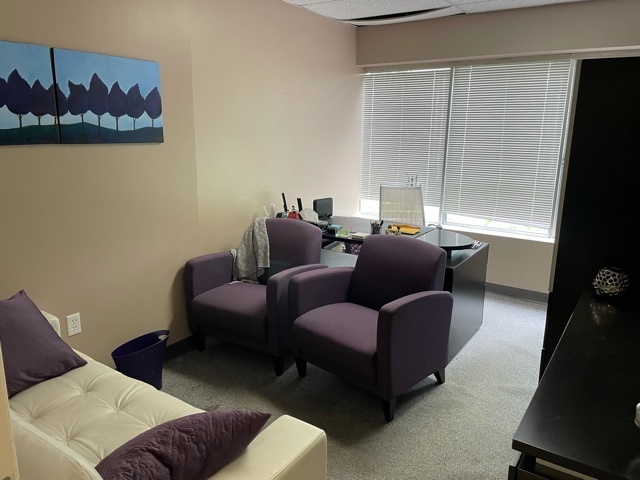 Jenn Snell, Registered Psychotherapist (Qualifying), Ottawa, ON, K1B ...