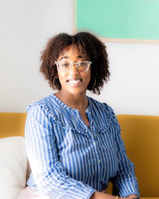 Photo of Ariel Bracey, LCSW, Clinical Social Work/Therapist