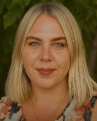 Stephanie Cabrera, Counselor, Las Vegas, NM, 87701 | Psychology Today