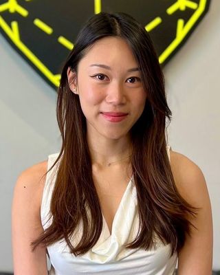 Helen Han, Registered Psychotherapist (Qualifying), Toronto, ON, M4L ...