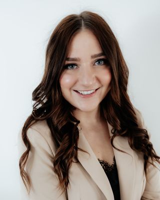 Anna Carlen, Pre-Licensed Professional, Eden Prairie, MN, 55344 ...
