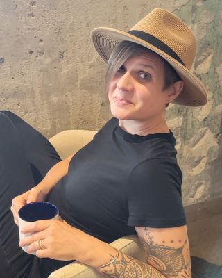 Rikki Treesh - Relationship + Trauma Therapy, Clinical Social Work ...