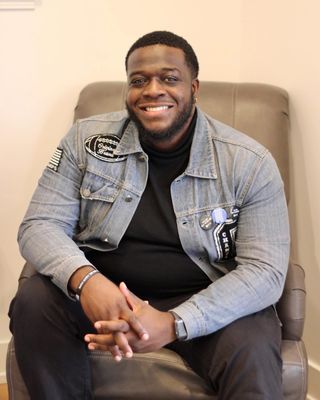 Photo of Kevin Maraizu, LCPC, Counselor