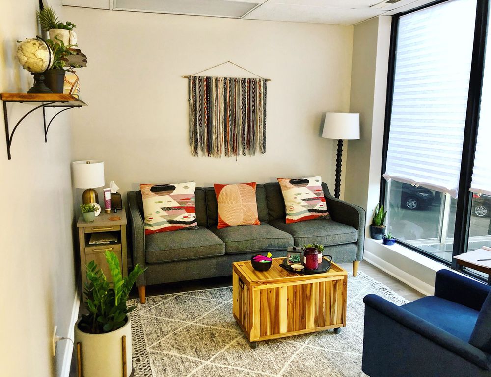 Michelle Thornton, Pre-Licensed Professional, Chicago, IL, 60614 ...