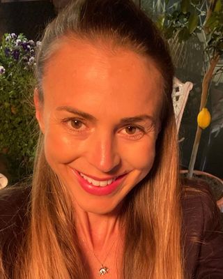 Ali Nokes - Reflections Therapy, Psychotherapist, Bexley, DA5 ...