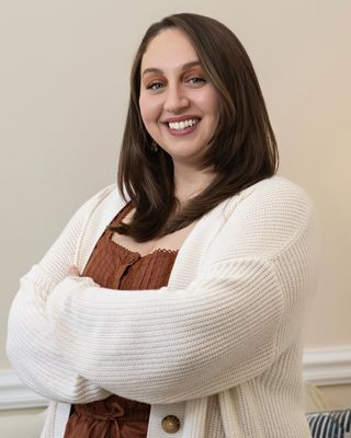 Elizabeth Messer, Registered Mental Health Counselor Intern ...