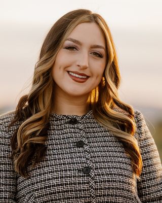 Alexis Fuentes, Marriage & Family Therapist Associate, Mesa, AZ, 85212 ...