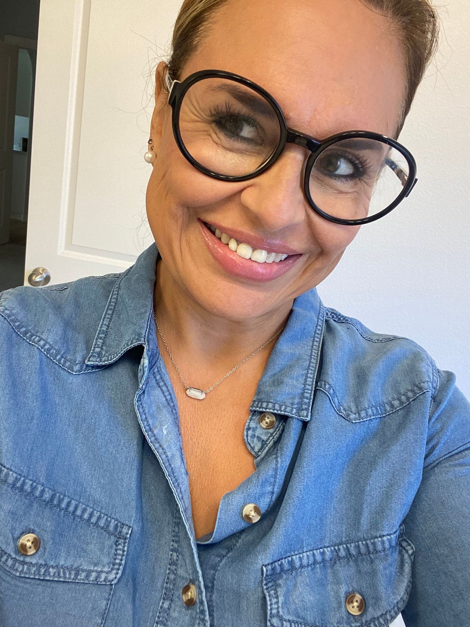 Emily Tyre's Instagram, Twitter & Facebook on IDCrawl
