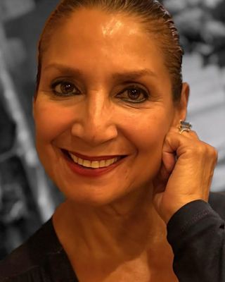 Rebecca Flores, Art Therapist, Cranston, RI, 02920 | Psychology Today