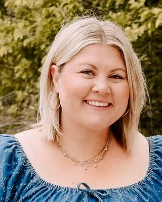 Kira Pearson, Independent Mental Health Practitioner, Gothenburg, NE ...