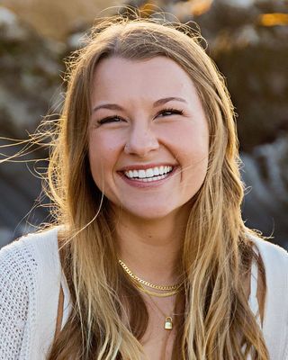 Ashley Mace: Pacific Emotional Wellness, Marriage & Family Therapist ...