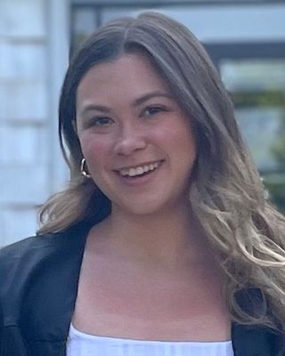 Photo of Renee Myjak, Pre-Licensed Professional